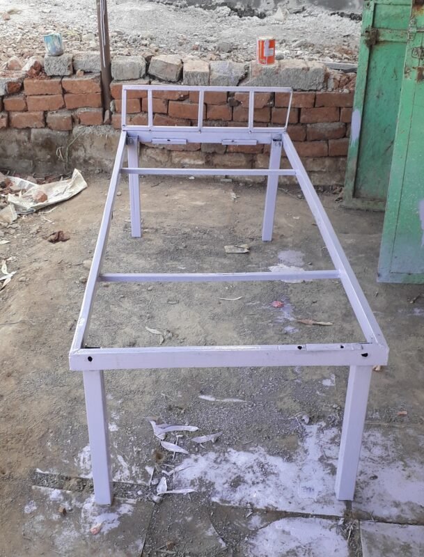 Fabrication of Cot. | DESIGN INNOVATION CENTER