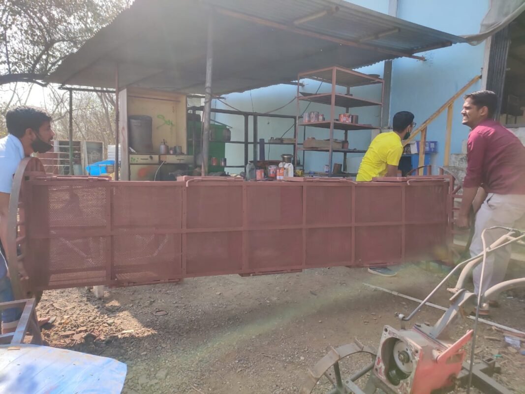 Modification of Stacking rack and Trials on Society Composter for 50 ...